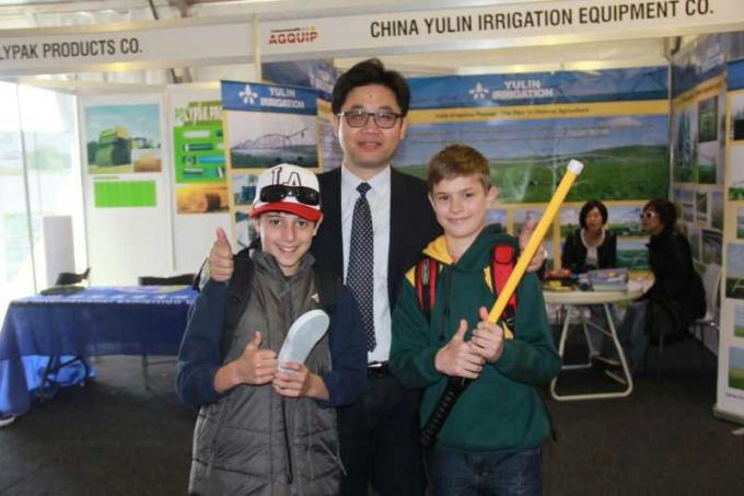 NLIS Approved HDX Electronic Ear Tag Round In White Color For Cow ID